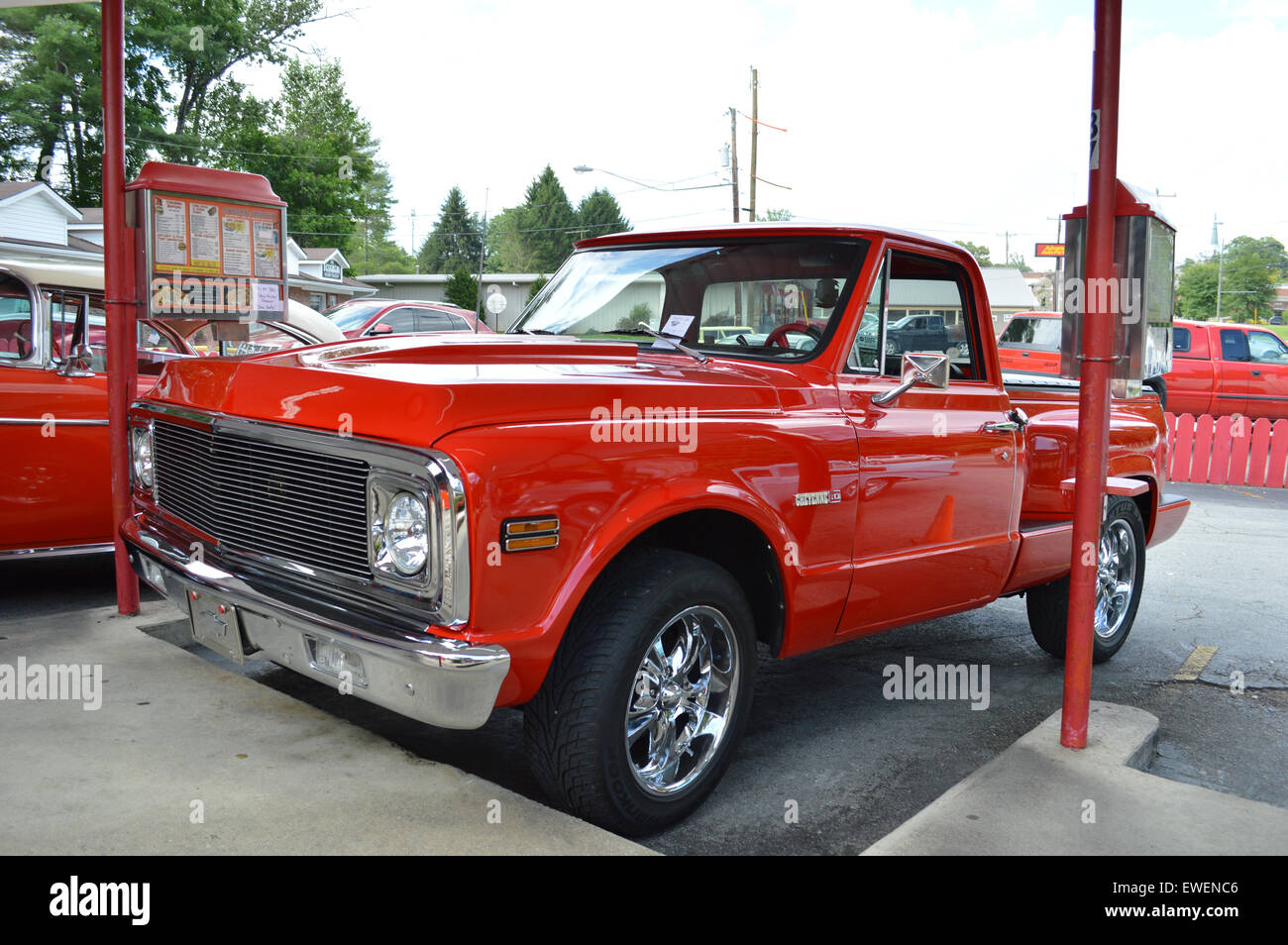 Stepside chevy pickup truck hi-res stock photography and images - Alamy