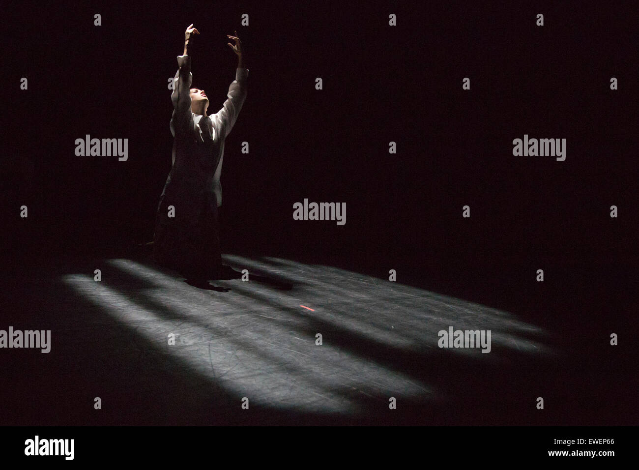 English choreographers hi-res stock photography and images - Alamy