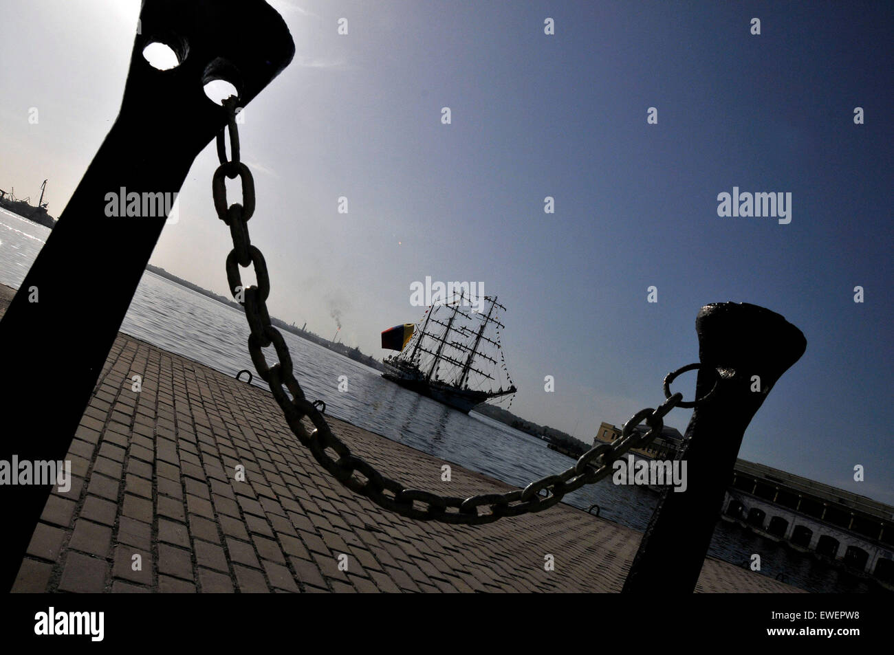 Havana, Cuba. 24th June, 2015. The Venezuelan Navy training vessel the ...