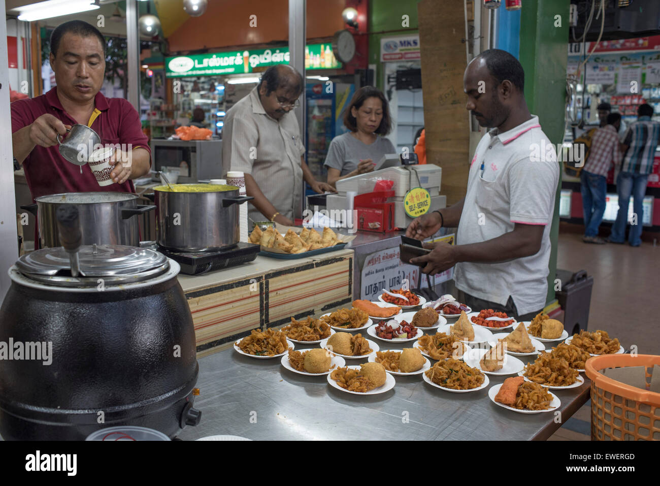 Food stall in Little India, Singapore Stock Photo - Alamy