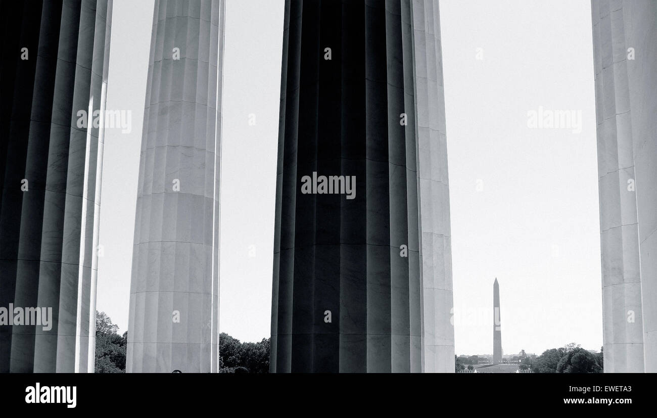 Monochromatic Wide Angle View of Washington Monument from The Lincoln ...