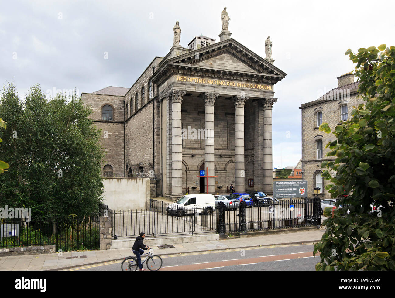 Historic building in the center of Dublin Stock Photo - Alamy