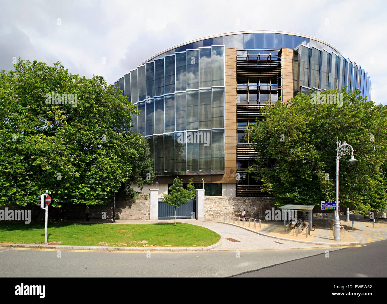 Criminal Court House on Parkgate Street Stock Photo - Alamy
