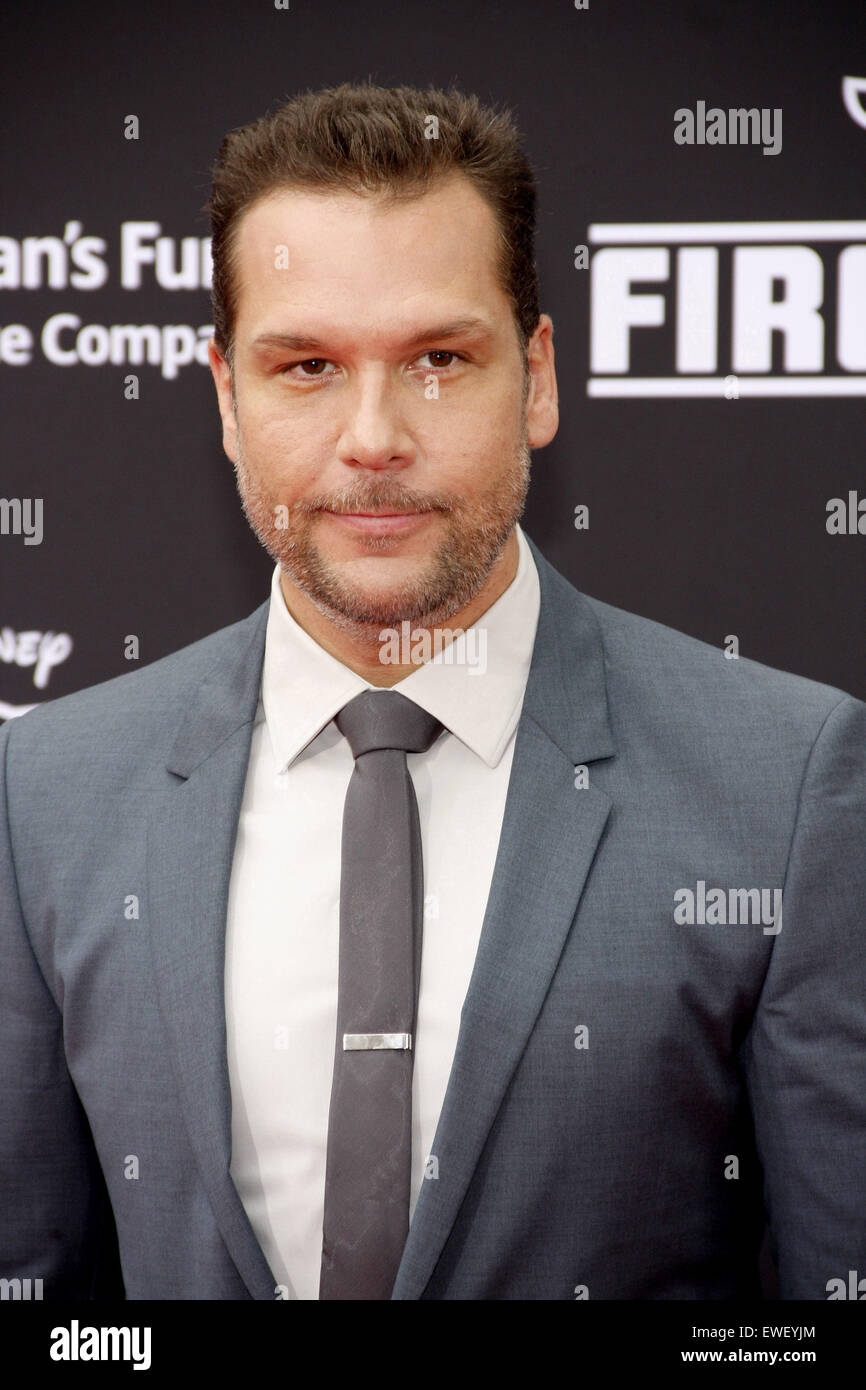 Dane cook actor hi-res stock photography and images - Alamy