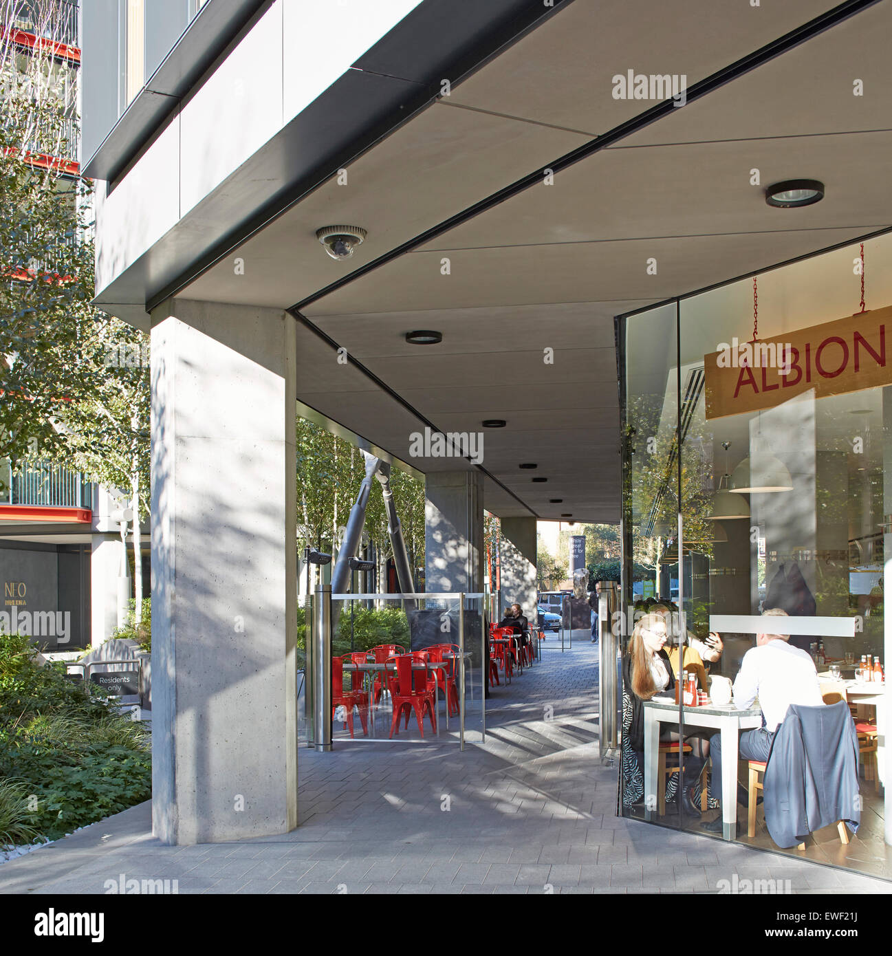 Overall exterior view with Albion restaurant. Neo Bankside, London ...