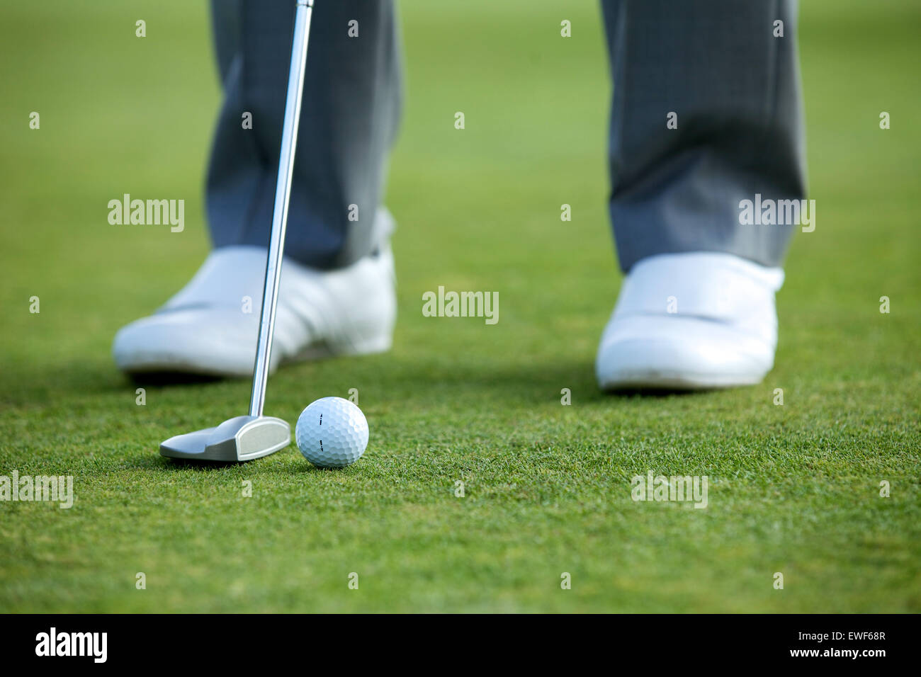 Person playing golf hi-res stock photography and images - Alamy