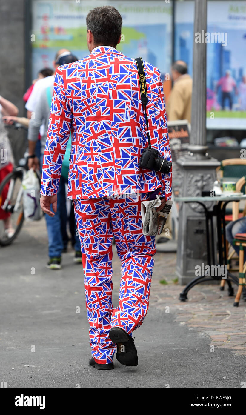 Man in union jack suit hi-res stock photography and images - Alamy
