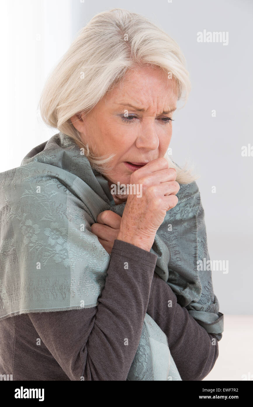 Elderly coughing hi-res stock photography and images - Alamy