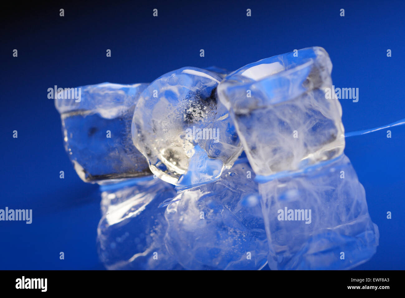 Ice backdrop hi-res stock photography and images - Alamy