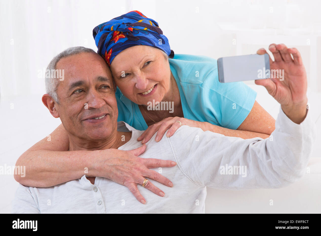 Cancer senior man hi-res stock photography and images - Alamy