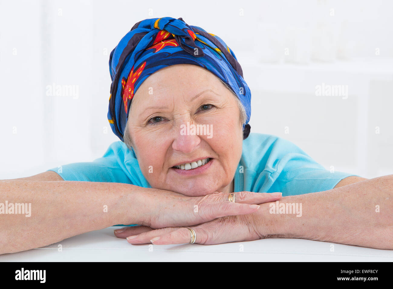 Cancer senior hi-res stock photography and images - Alamy