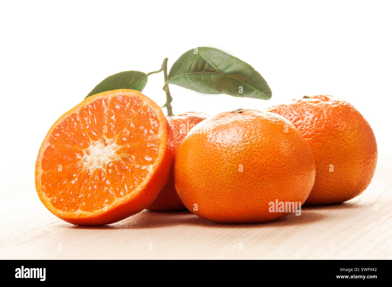 Edible tangerine hi-res stock photography and images - Alamy