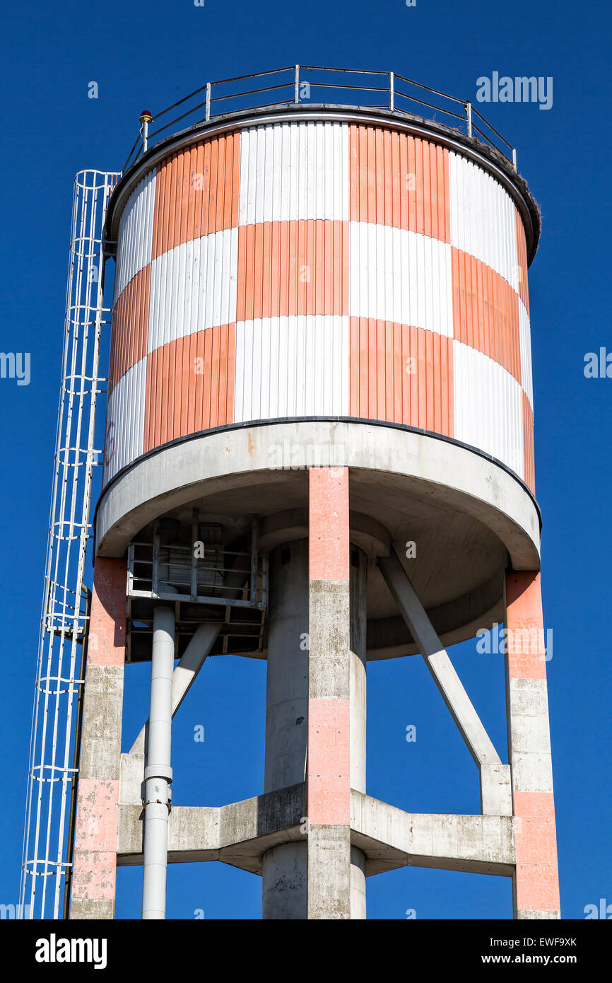 Pipe tower hi-res stock photography and images - Alamy