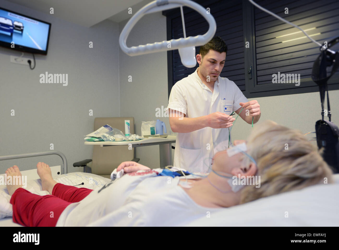 Polysomnography High Resolution Stock Photography and Images - Alamy