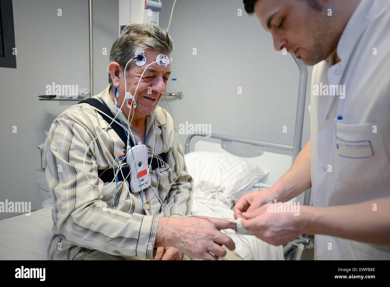 Sleep study electrodes hi-res stock photography and images - Alamy