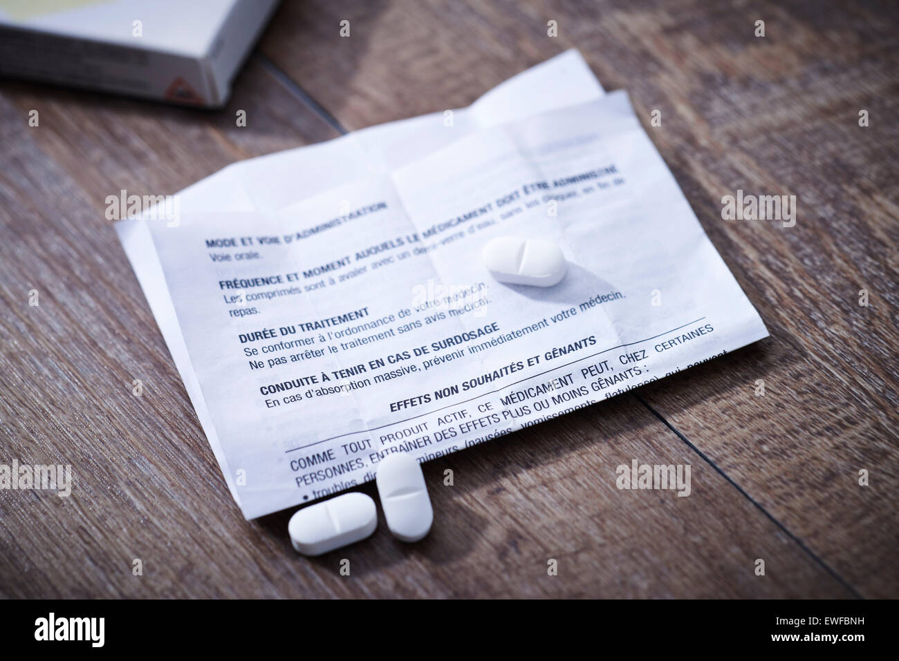Medicine instruction sheet hi-res stock photography and images - Alamy