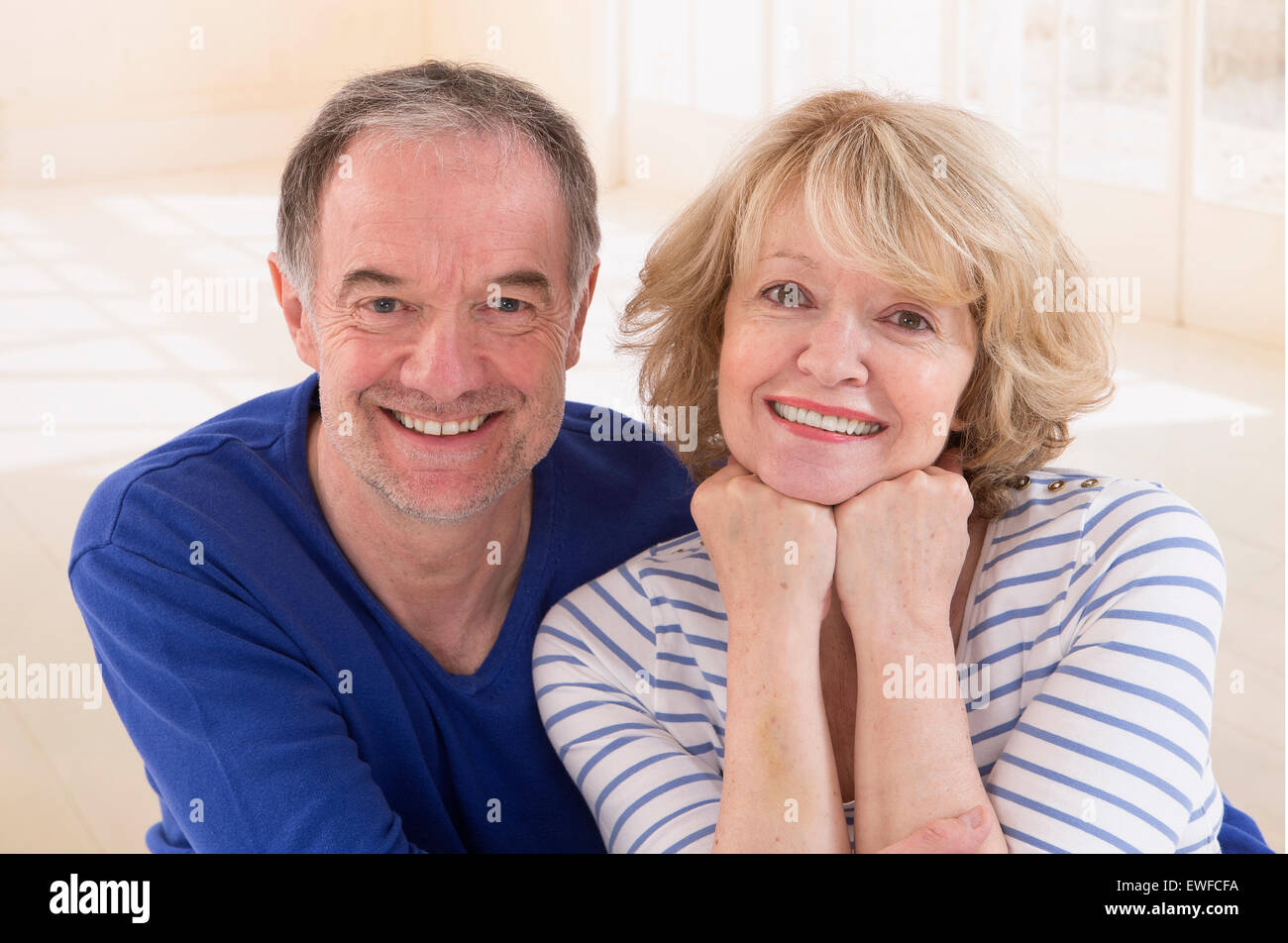 55 60 lover hi-res stock photography and images - Alamy