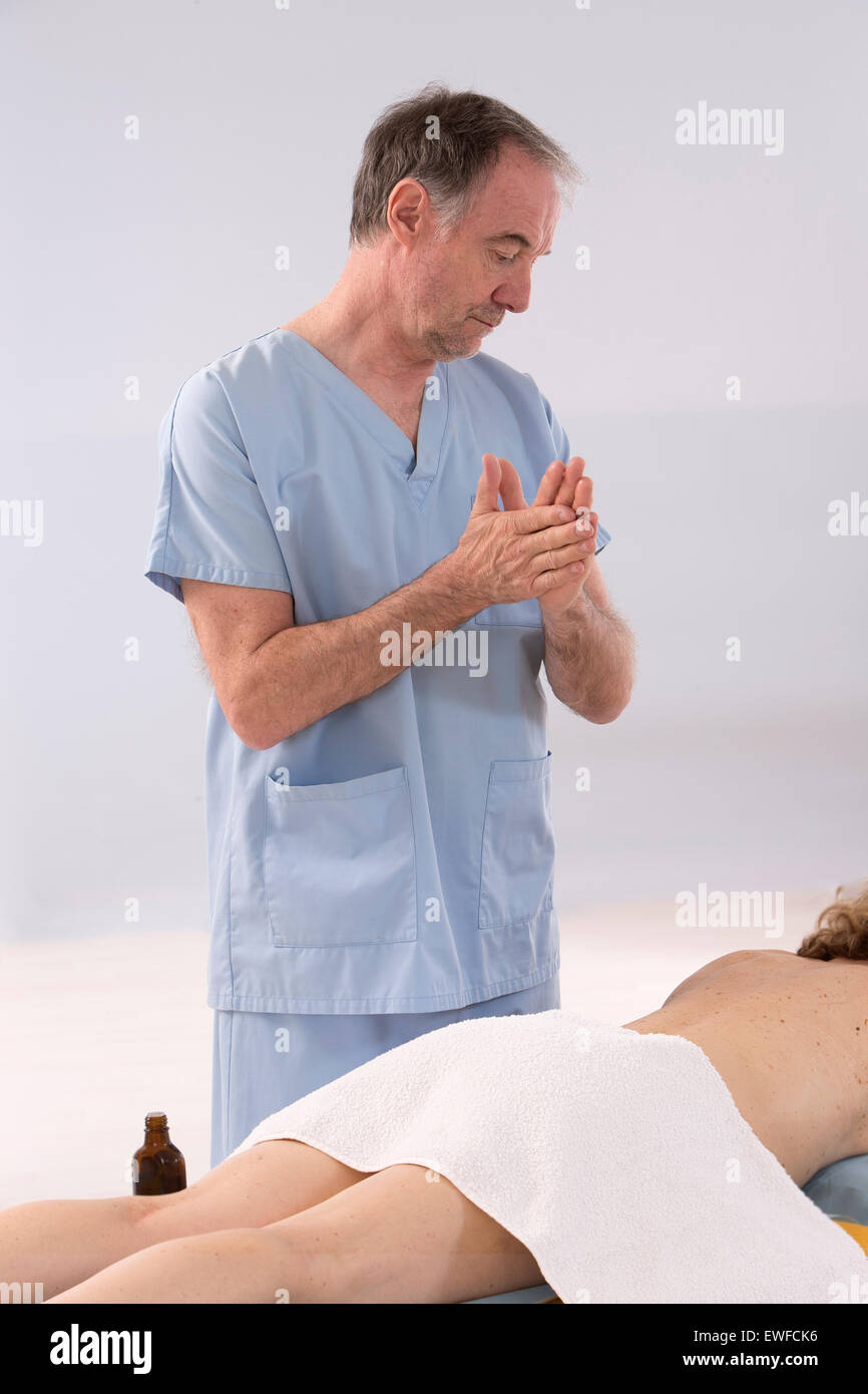 Medecines senior hi-res stock photography and images - Alamy