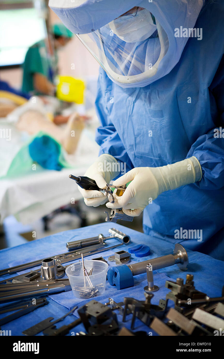 Arthroplasty Orthopedic Stock Photos & Arthroplasty Orthopedic Stock ...