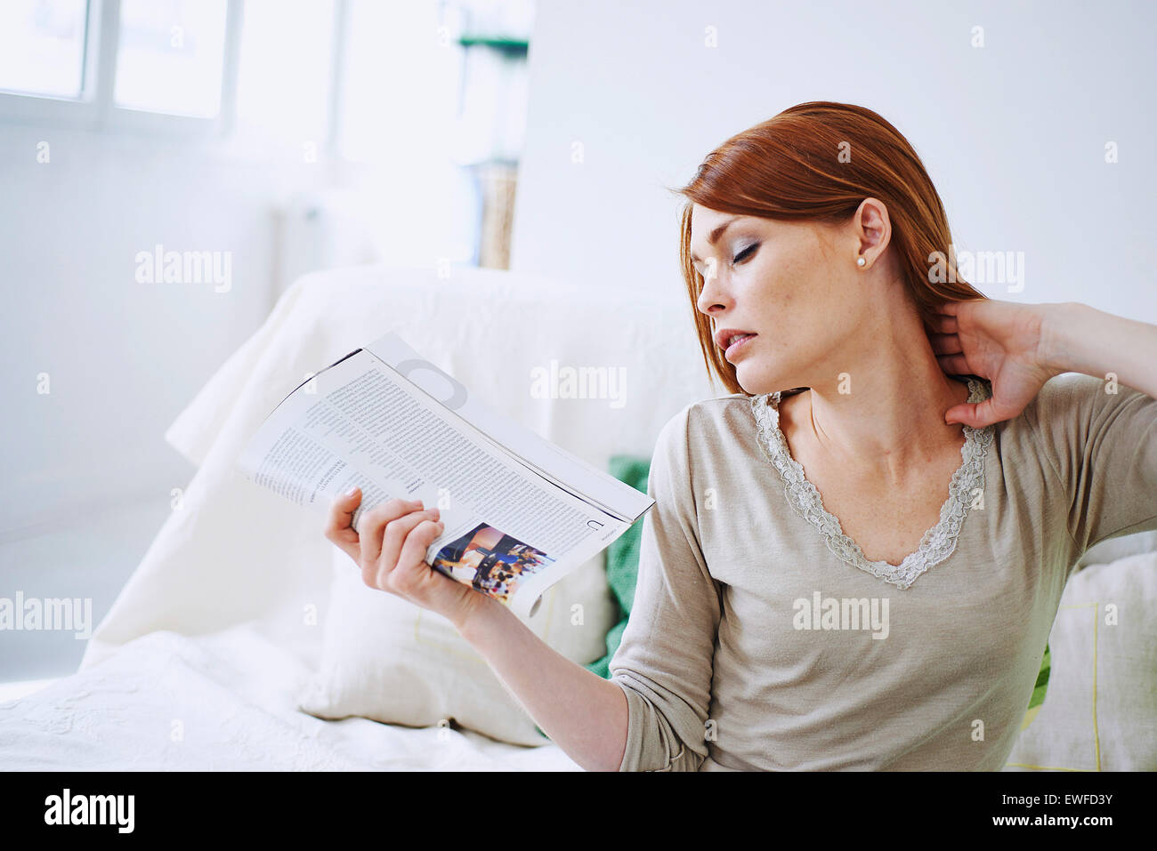 WARM WEATHER, WOMAN Stock Photo - Alamy