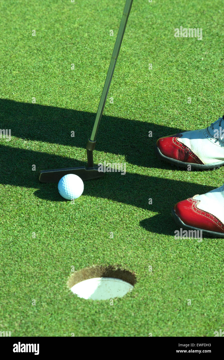 Putting green hi-res stock photography and images - Alamy