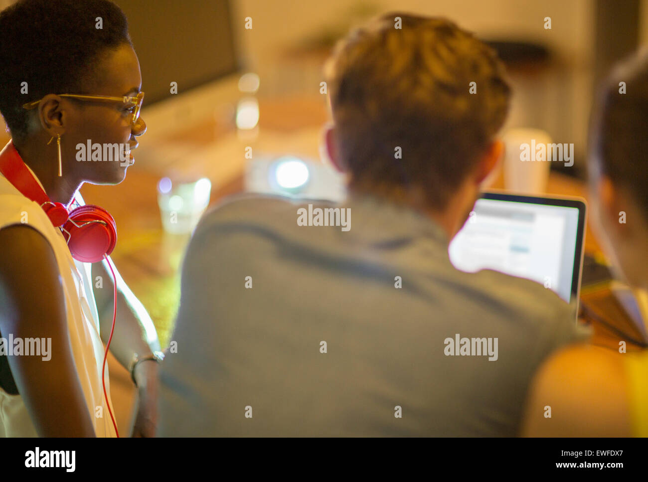 Business people using laptop Stock Photo - Alamy Business people using laptop Stock Photo - Alamy