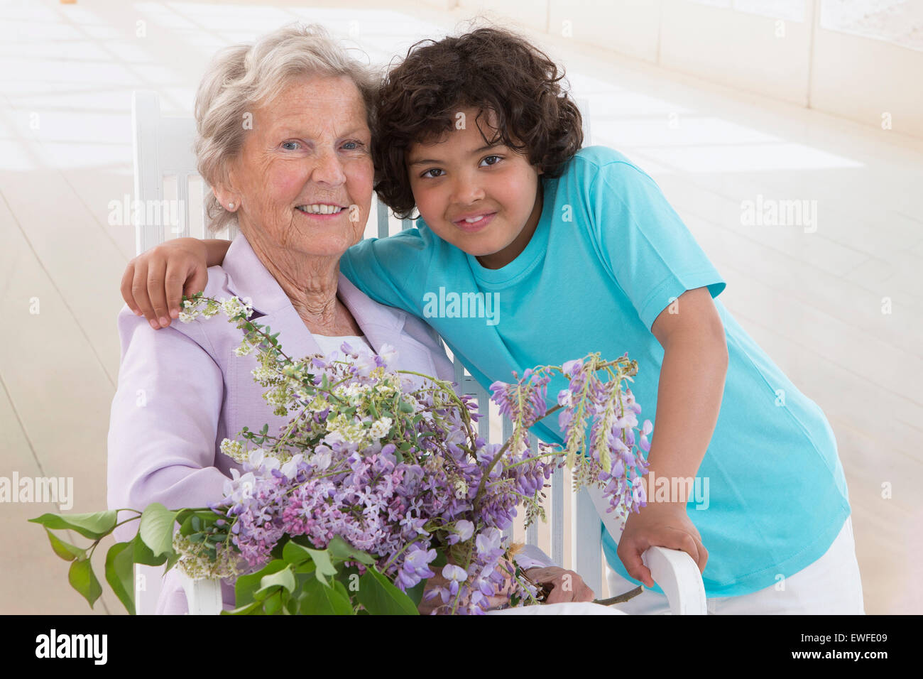 SENIOR & CHILD Stock Photo - Alamy