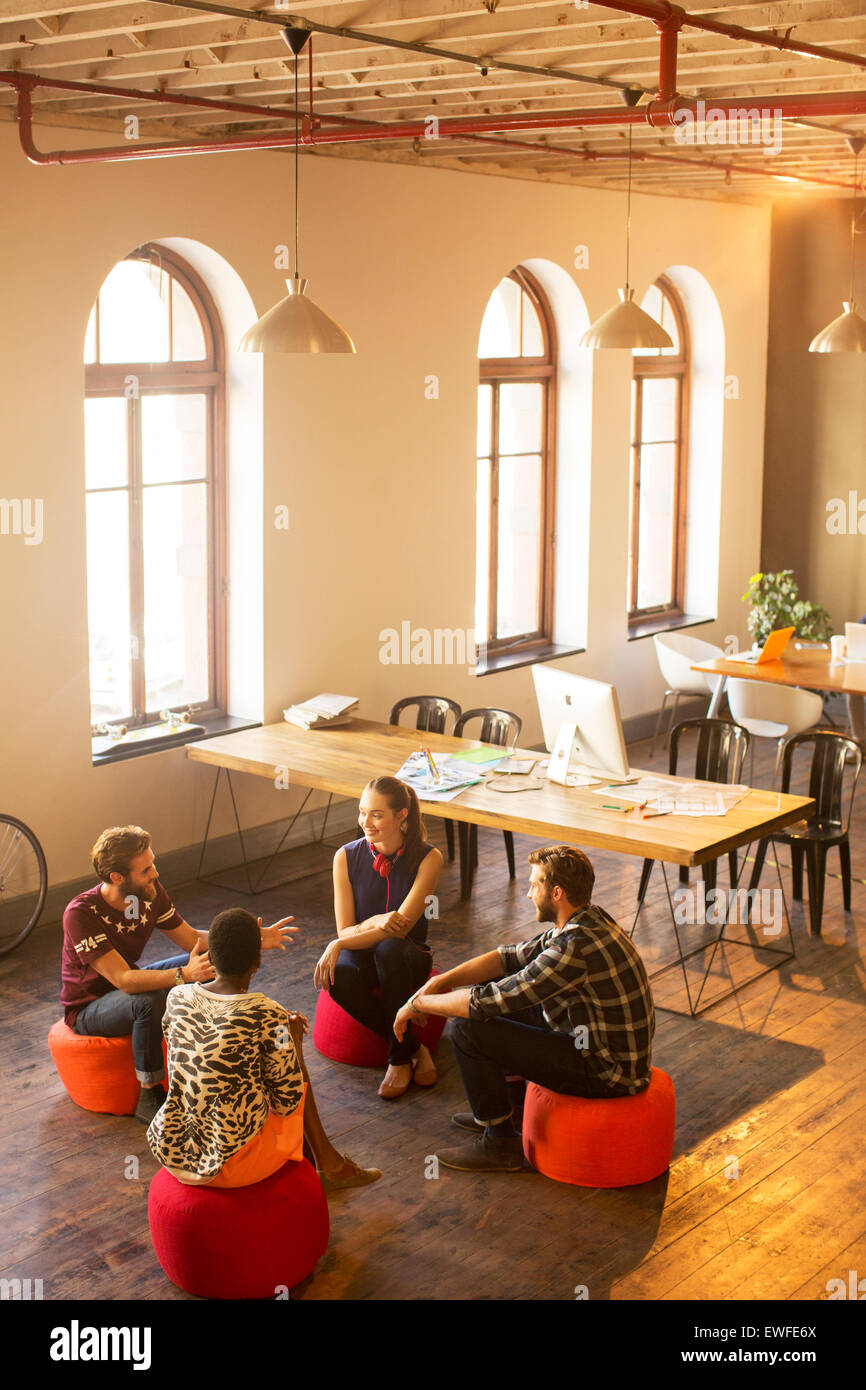 Talking circle hi-res stock photography and images - Alamy