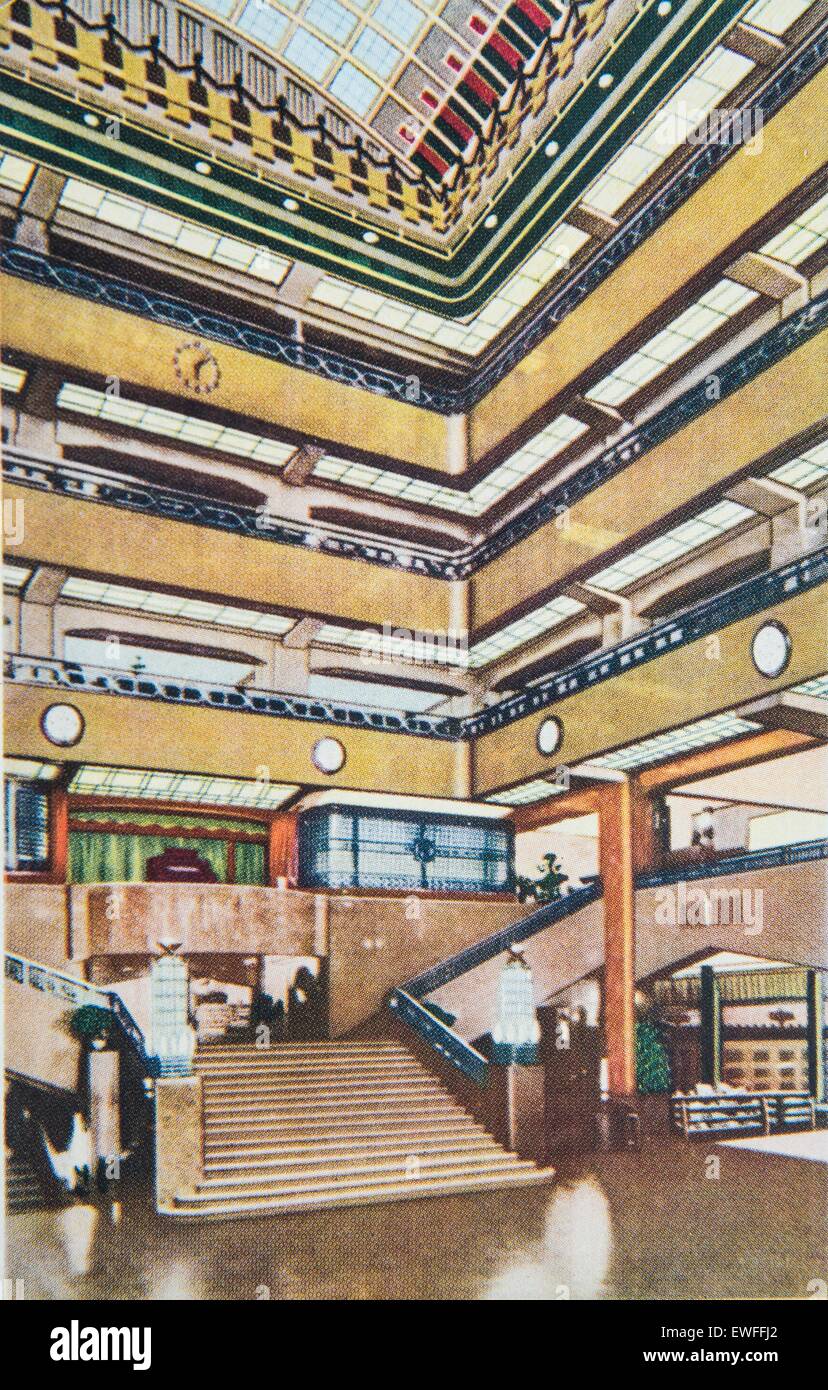 Mitsukoshi tokyo hi-res stock photography and images - Alamy