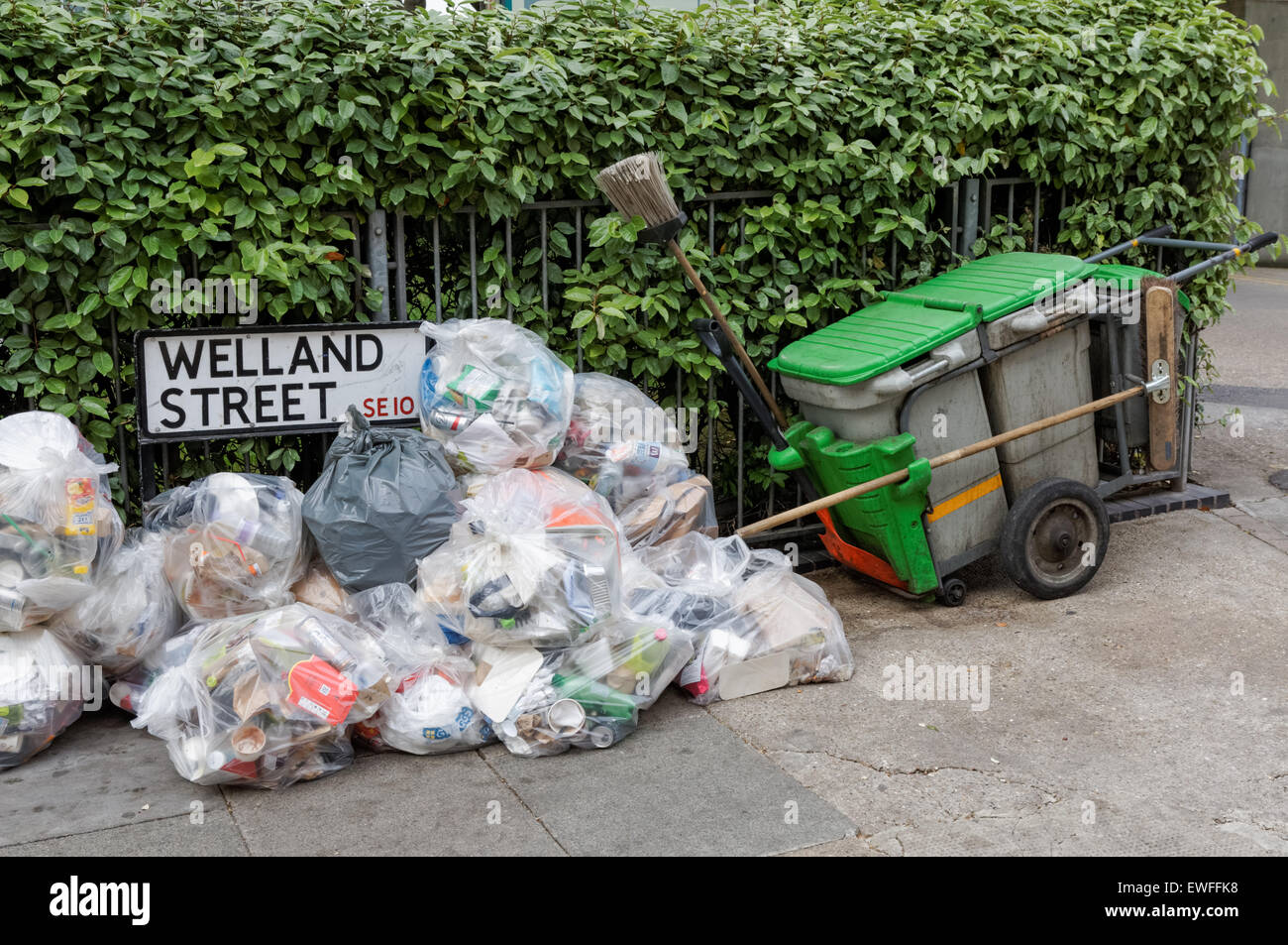 Waste collection greenwich hi-res stock photography and images - Alamy