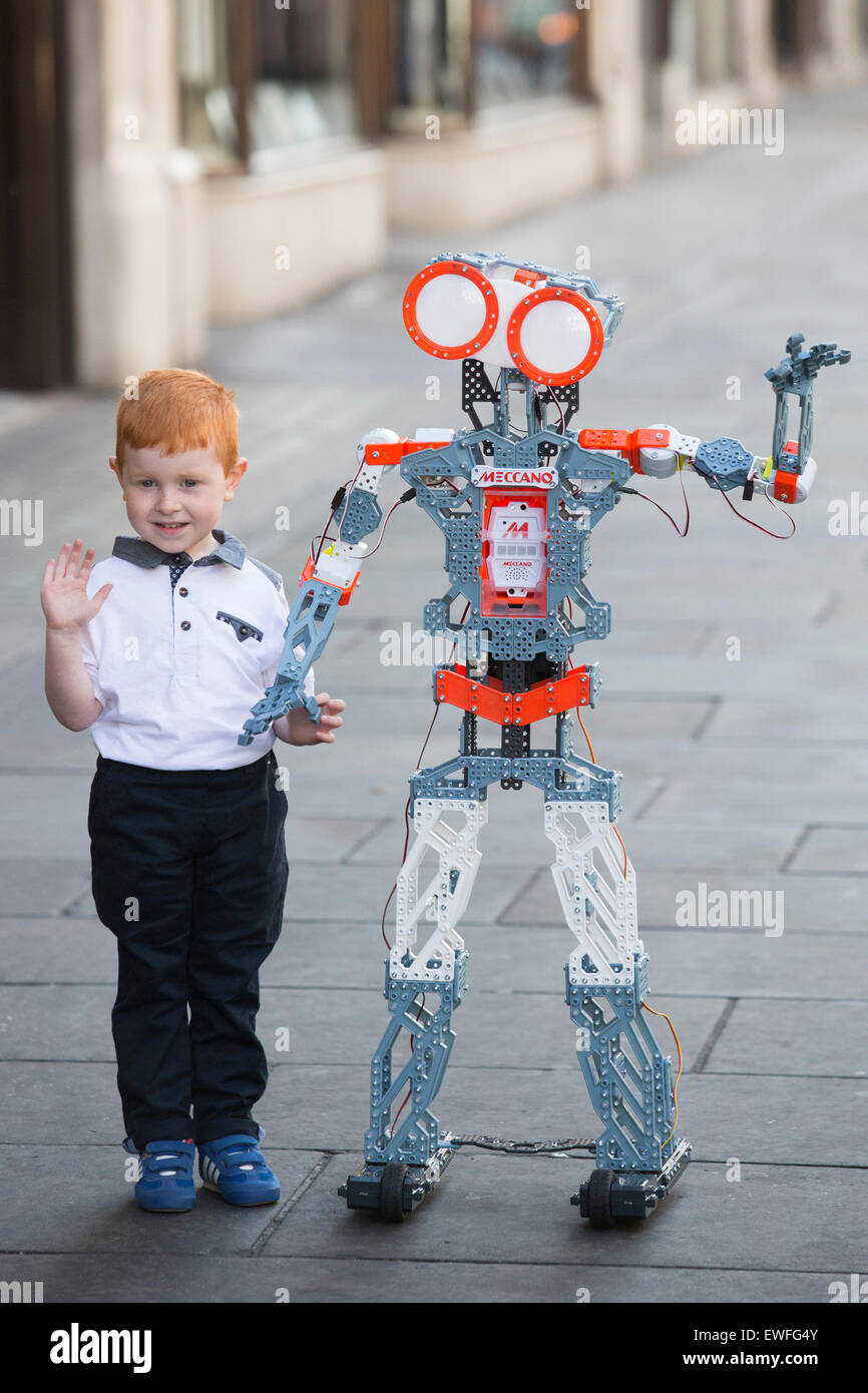 Meccanoid robot hi-res stock photography and images - Alamy