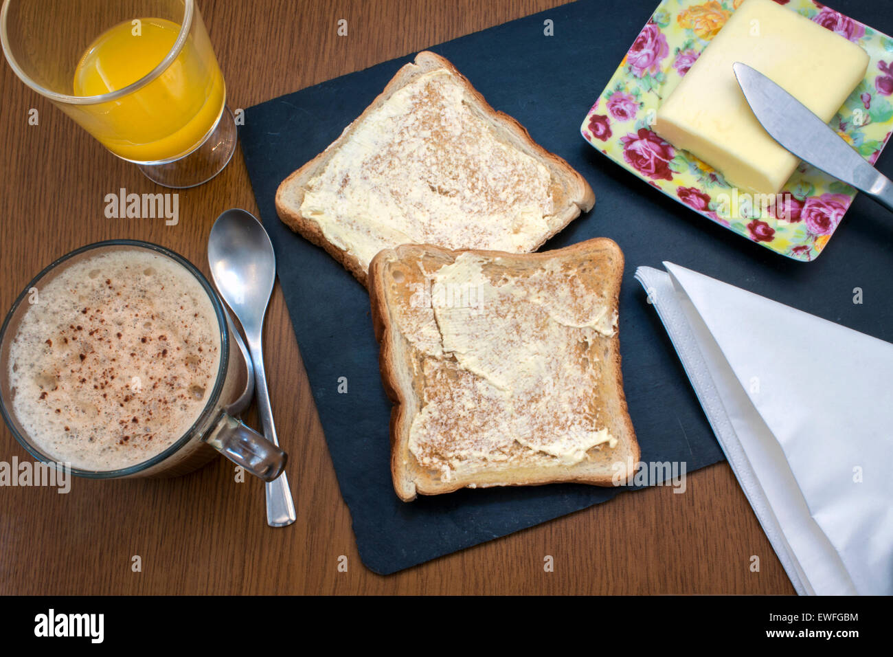Toast butter hi-res stock photography and images - Alamy