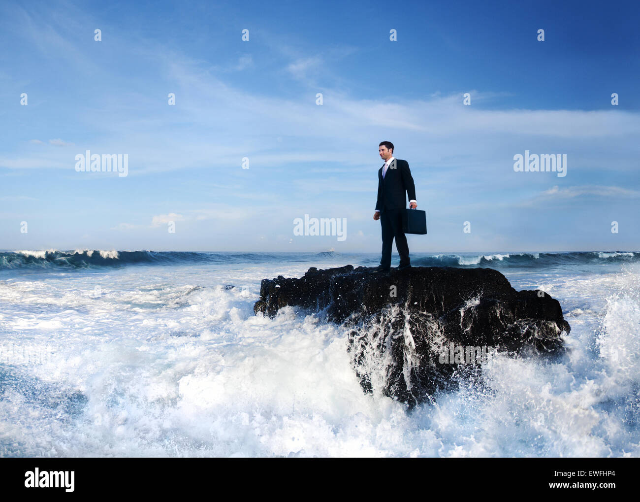Alone on an island hi-res stock photography and images - Alamy