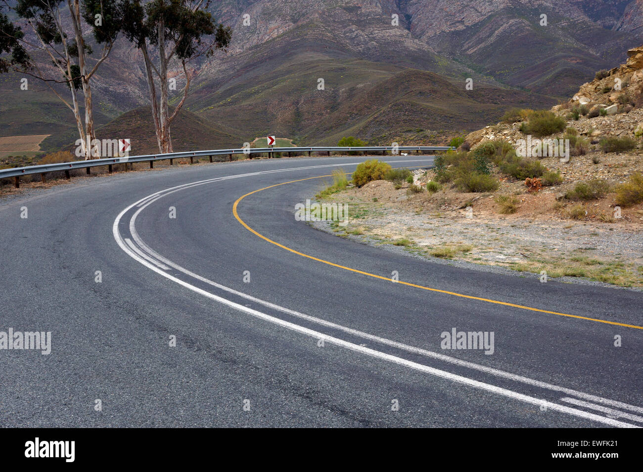 Burgers Pass, also known as Koo Pass,between Montagu and Touws River in ...