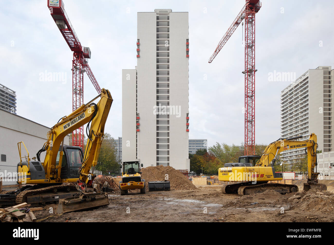Berlin, Germany, construction of residential and Geschaeftsgebaeude ...