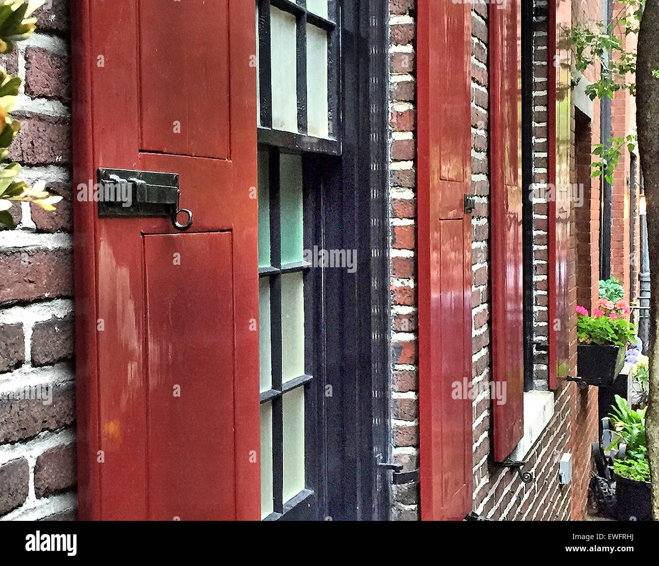 Sniffen court hi-res stock photography and images - Alamy