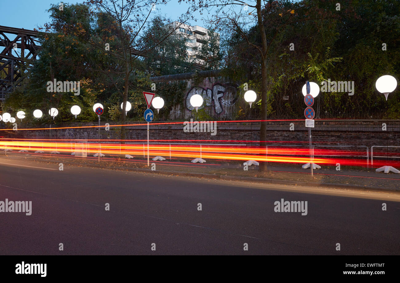 Berlin, Germany, light installation Light limit to 25 years fall of the ...