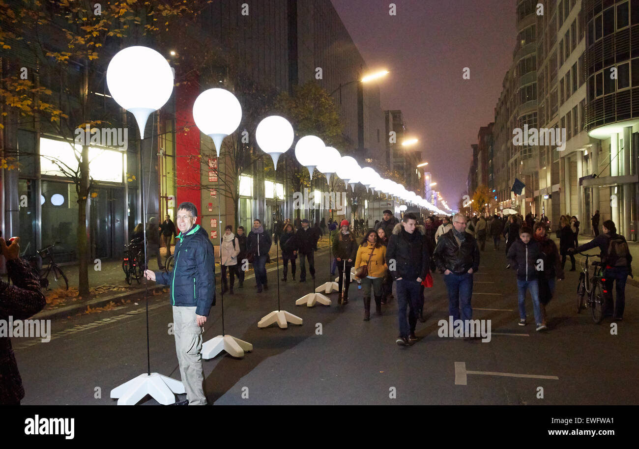Berlin, Germany, light installation Light limit to 25 years fall of the ...