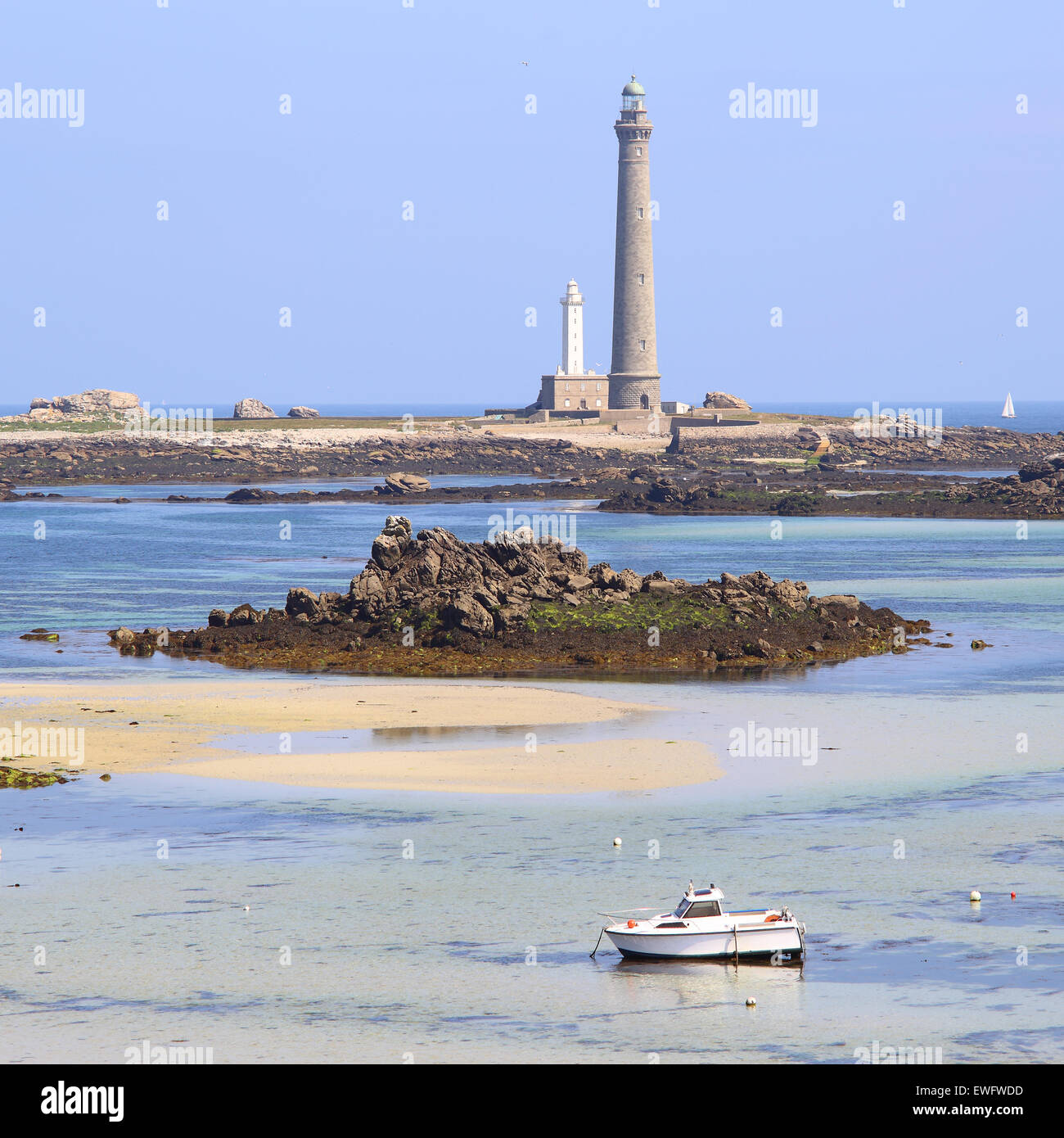 The tallest lighthouse in Europe, Ile Vierge, near Plouguerneau ...