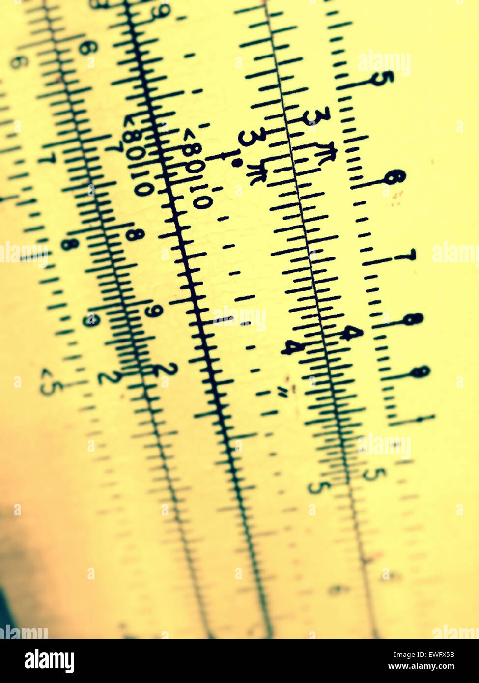 Analog computer hi-res stock photography and images - Alamy