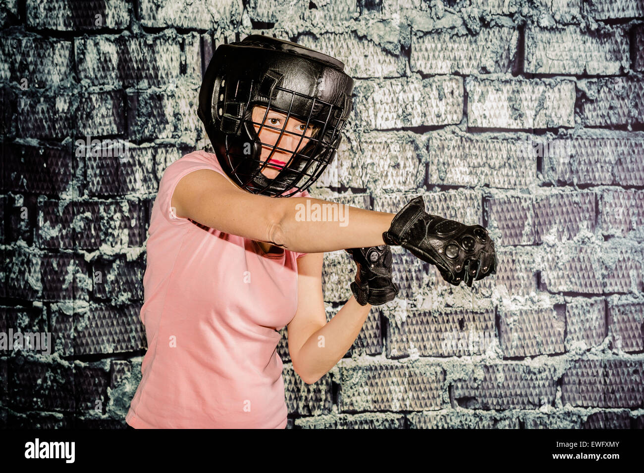 Helmet boxing hi-res stock photography and images - Alamy