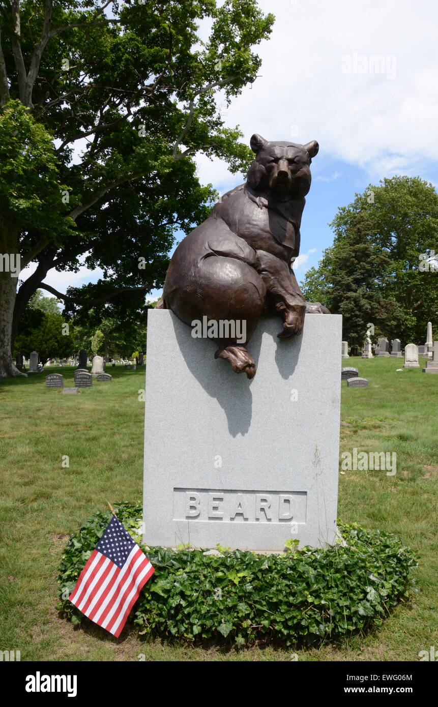 bronze bear on grave stone beard green wood cemetery brooklyn new york ...