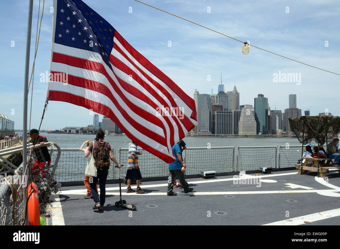 american US flag manhattan freedom tower ship Stock Photo - Alamy