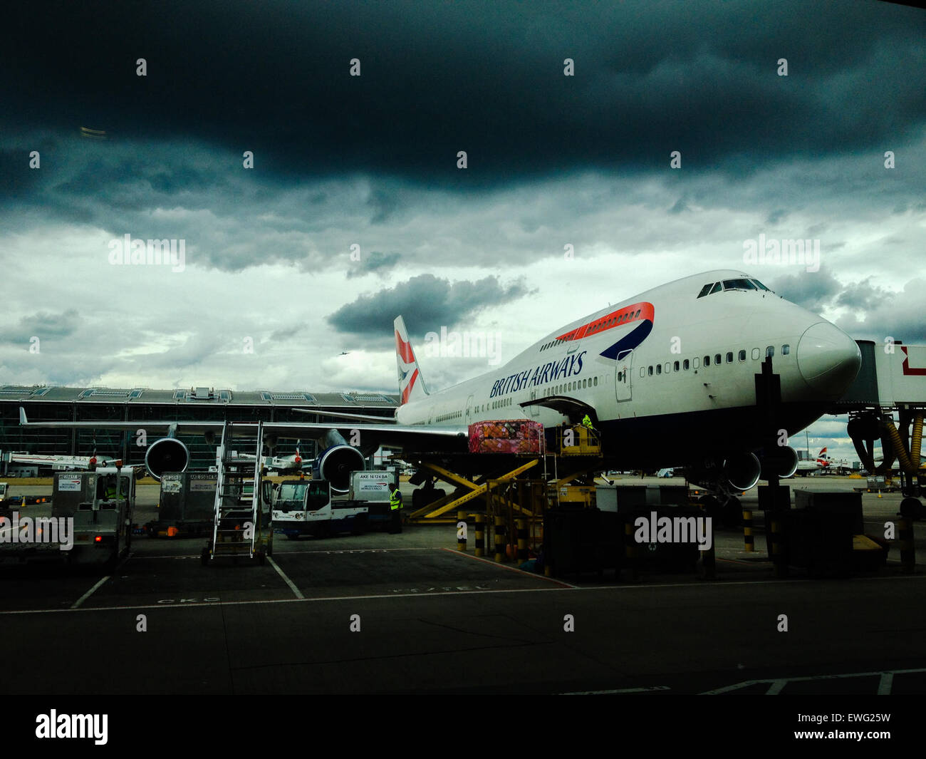 British Airways Plane Engine High Resolution Stock Photography and ...
