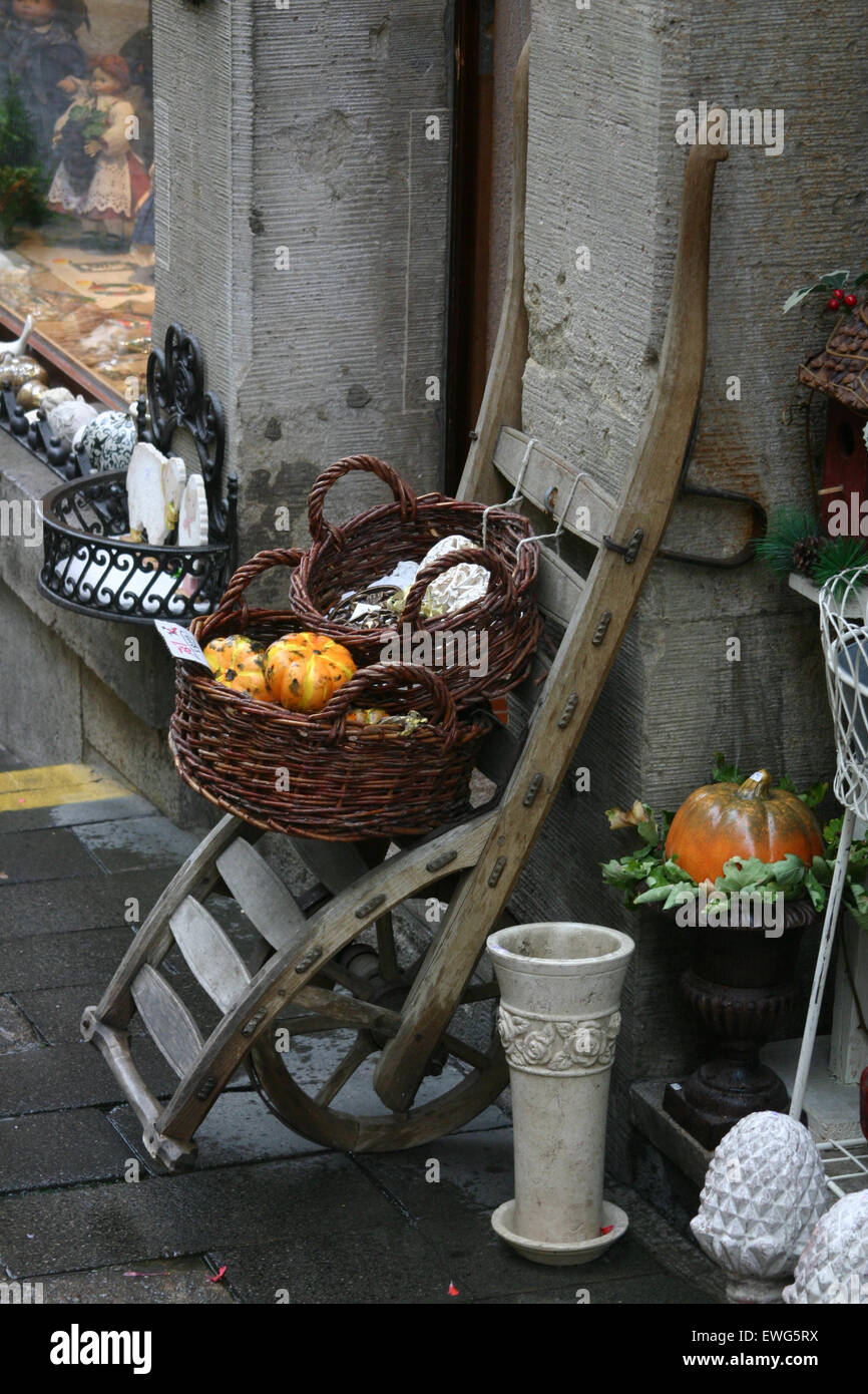Baskets on a wheelbarrow hi-res stock photography and images - Alamy