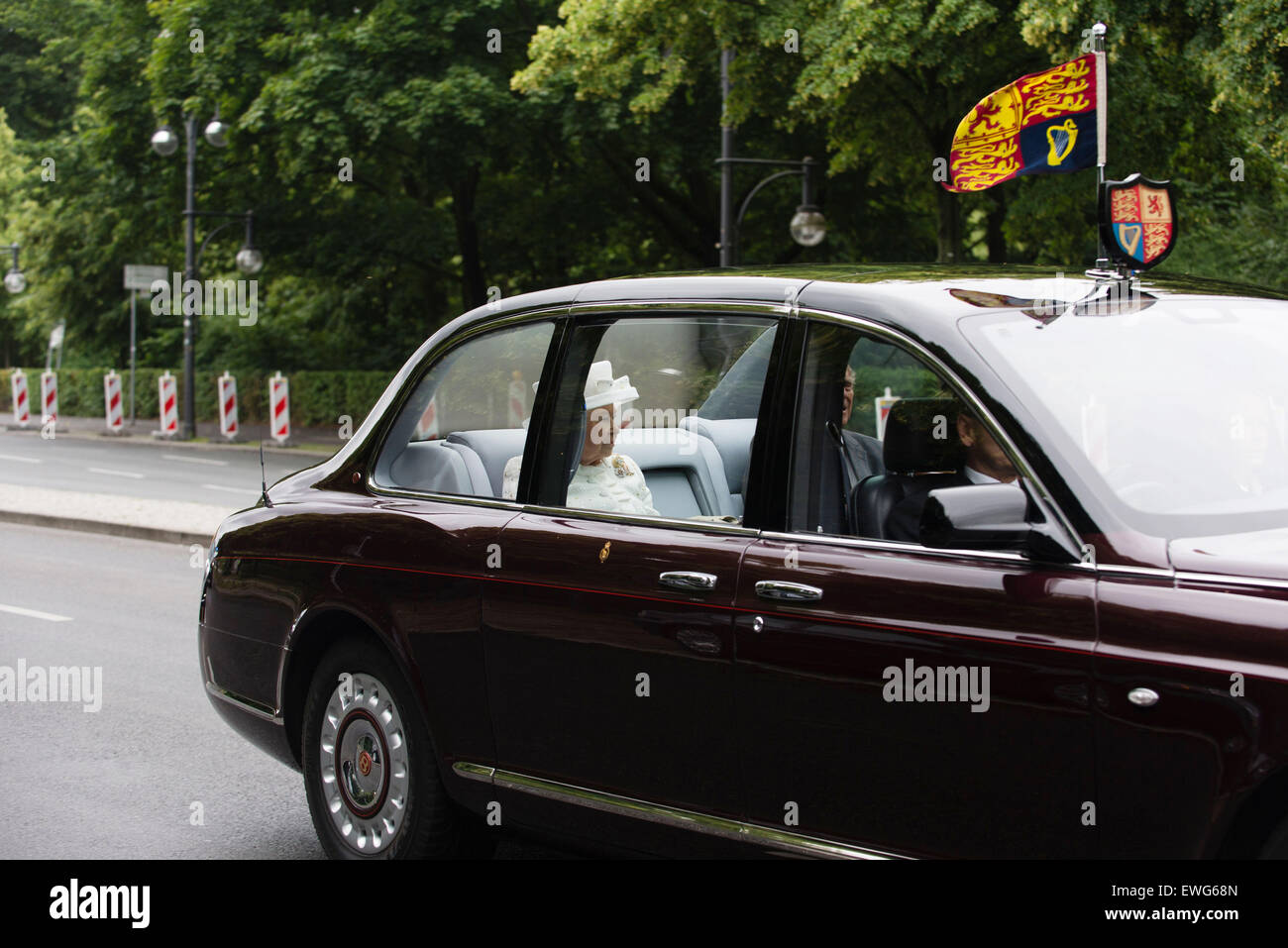 Carrying queen elizabeth ii prince philip hi-res stock photography and ...