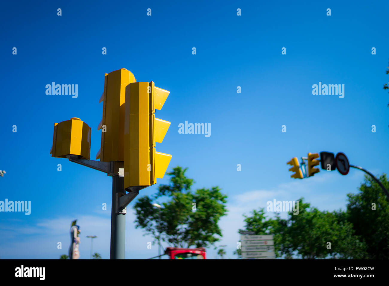 Traffic lights at the dock area in Barcelona Stock Photo - Alamy