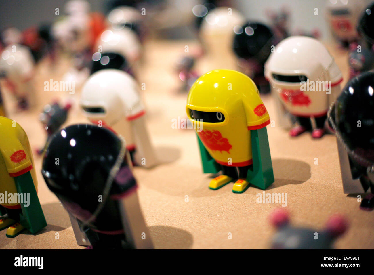 Cute robots hi-res stock photography and images - Alamy