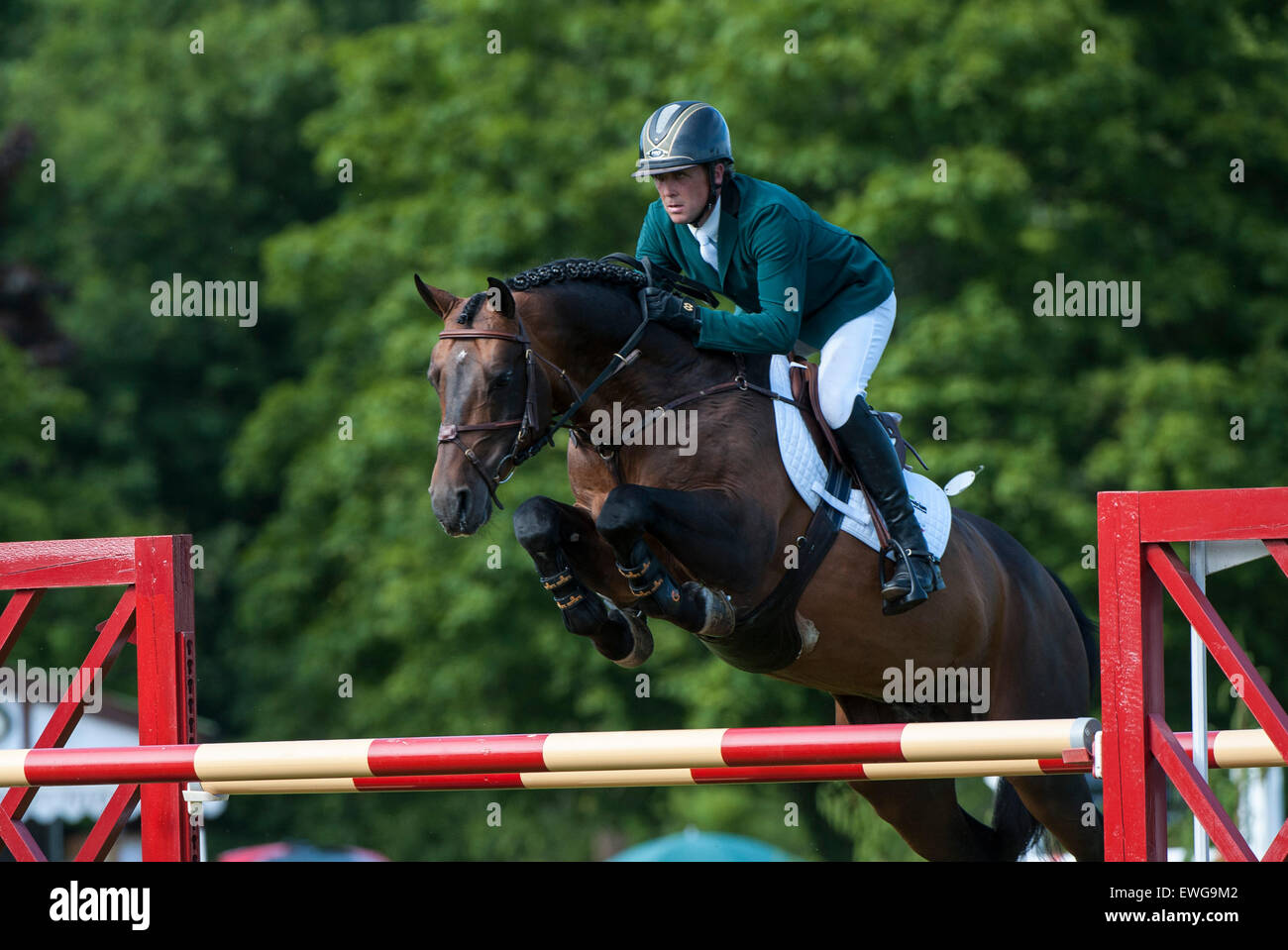 Hickstead, UK. 25th June, 2015. Shane BREEN [IRL] riding FARAO VAN T ...