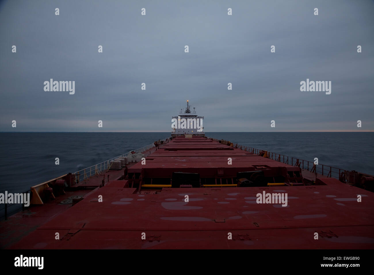 Ship blur motion hi-res stock photography and images - Alamy